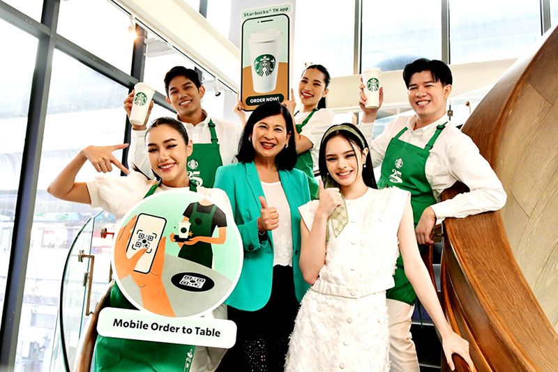 ผู้หญิง - สตาร์บัคส์ เปิดตัวฟีเจอร์ Mobile Order to Table ให้ลูกค้ารื่นรมย์กับเมนูโปรด สั่งผ่านแ ...