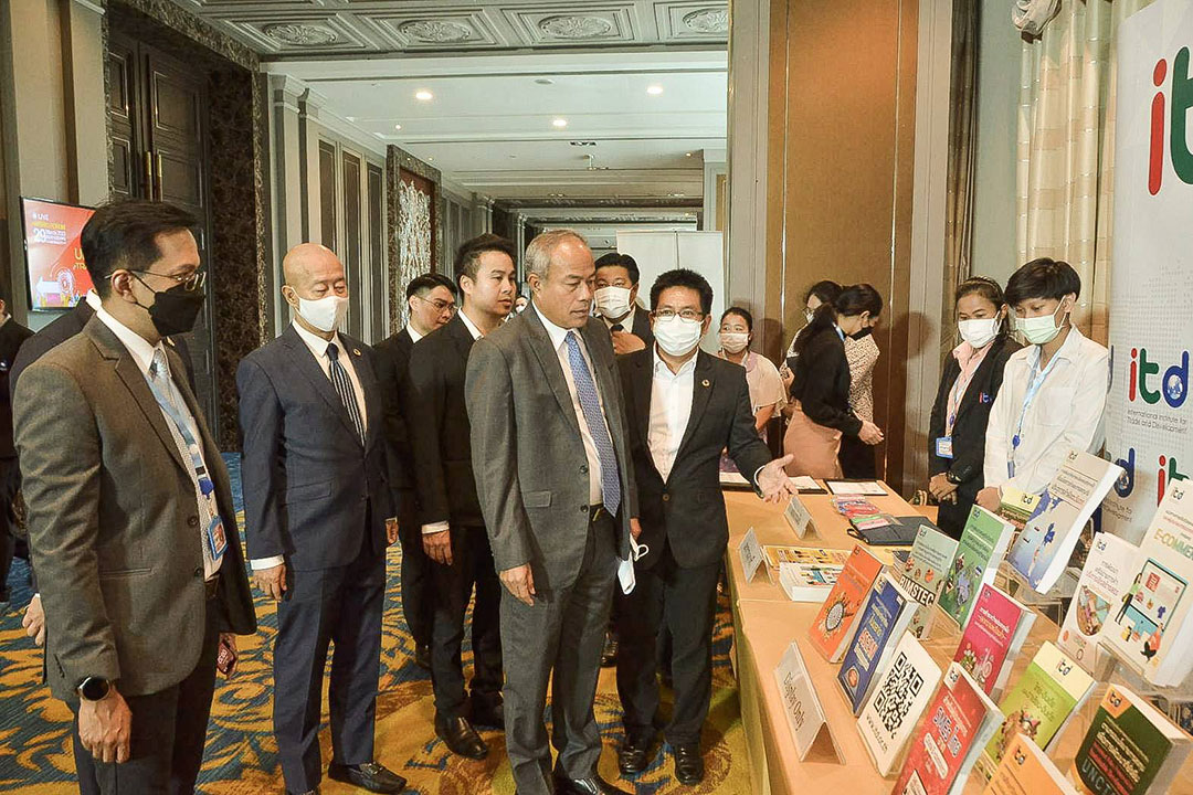ผู้หญิง - เปิดงานสัมมนา ITD Research Forum 2023 ‘Unlocking Trade for CLMVT มุ่งสู่การค้าเพื่อน ...