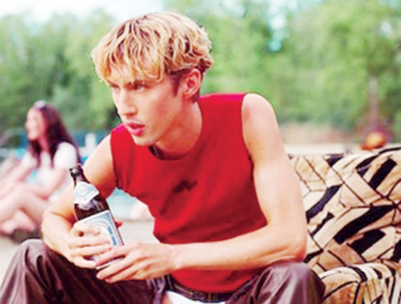 บันเทิง - ‘Troye Sivan’ ปลดปล่อยอารมณ์แซ่บผ่านมิวสิกวีดีโอเพลงล่าสุด ‘Rush’