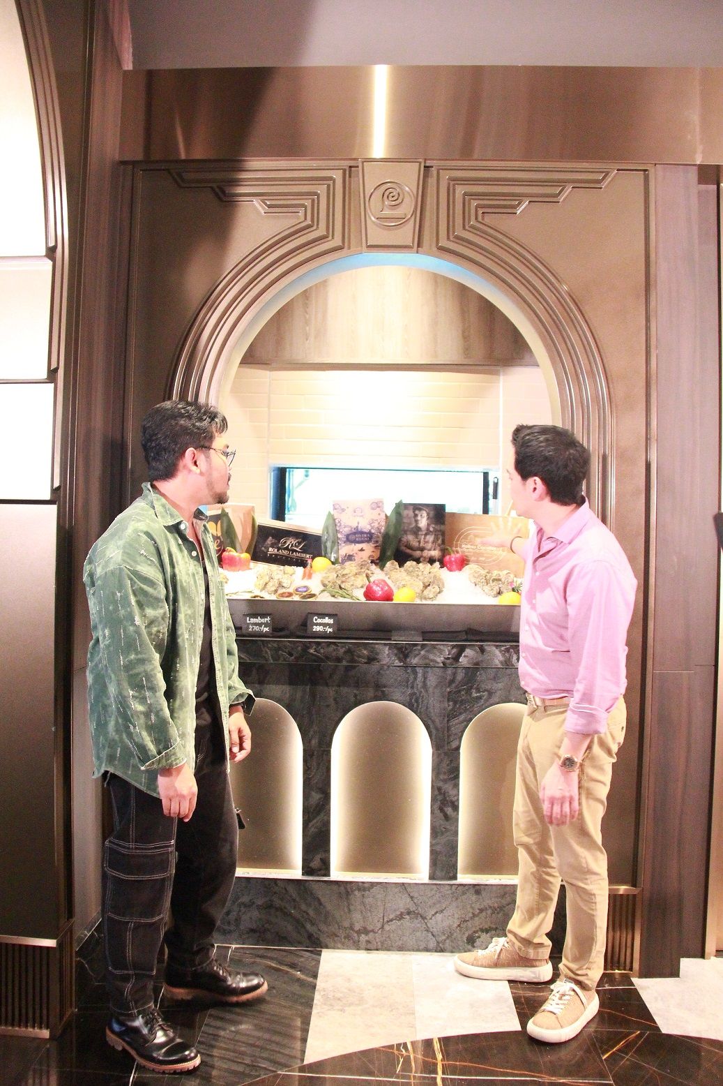 บันเทิง - เมาท์จัดเต็มสุดเอ็กซ์คลูซีฟกับ'ฟลุค-เกริกพล'พาชมธุรกิจ ...