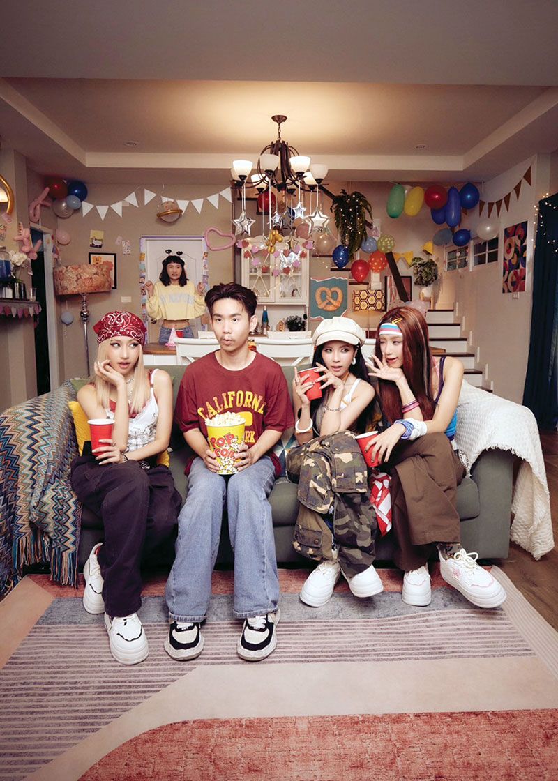 บันเทิง - ‘PREZELLE’ ขอประกาศท้าชน ในซิงเกิ้ลใหม่ ‘ซัดสักที (Knock Out!)’