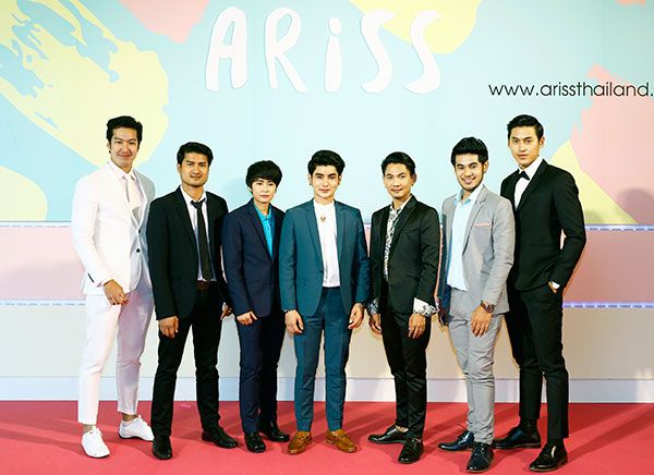 บันเทิง - 'ฮั่น-เดี่ยว-ปุ๊กกี้'ส่งมอบความสุขในงาน ARISS RICH INFINITY