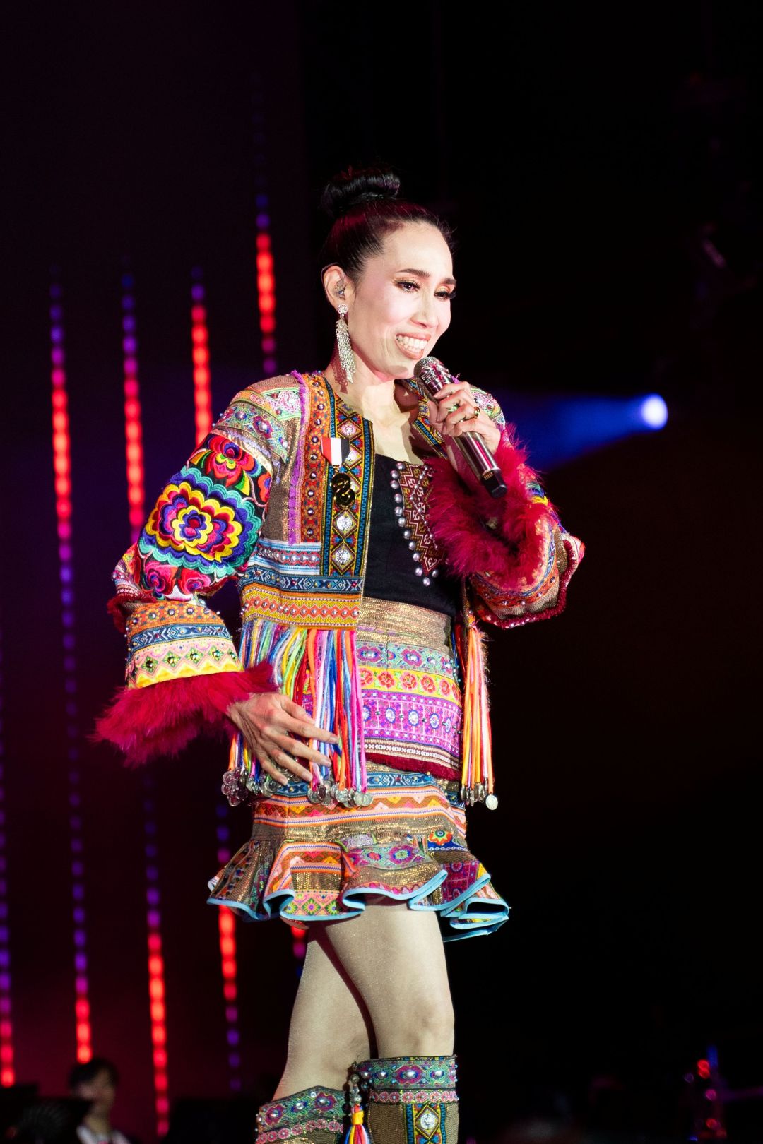 บันเทิง - ความสุขท้าลมหนาวส่งท้ายตำนาน Bakery Music และ Dojo City