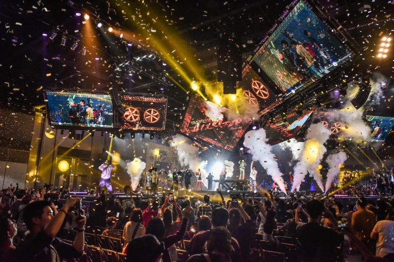 บันเทิง - เด็ดไฟลุกทั้งเวที!!“YAMAHA Presents THE RAPPER ALL STAR CONCERT”