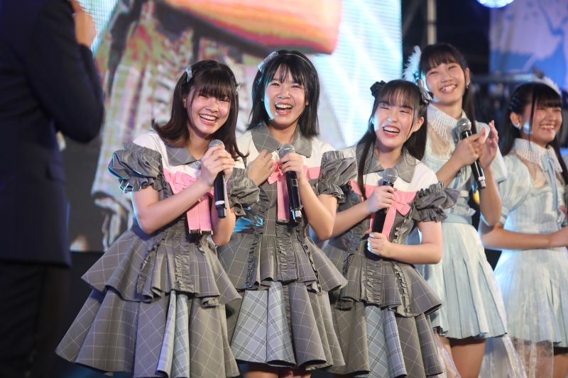 บันเทิง - 'LAST IDOL'จัดงาน 'LAST IDOL DEBUT STAGE'กระหึ่ม! พาร์ค พารากอน