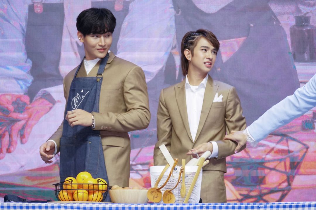 บันเทิง - 'RS FRIENDS'เอาใจMy Blueส่ง'โอห์ม-ฟลุ้ค'จัดกิจกรรม'OHM FLUKE ...