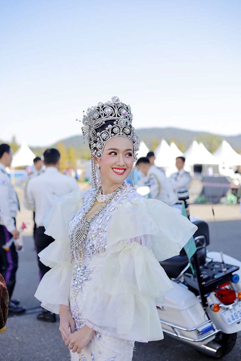 บันเทิง - ‘ซาย KPN’ ตัวแทนประเทศไทย นำทีมแสดง ‘ลิเก’ ในงานระดับโลก