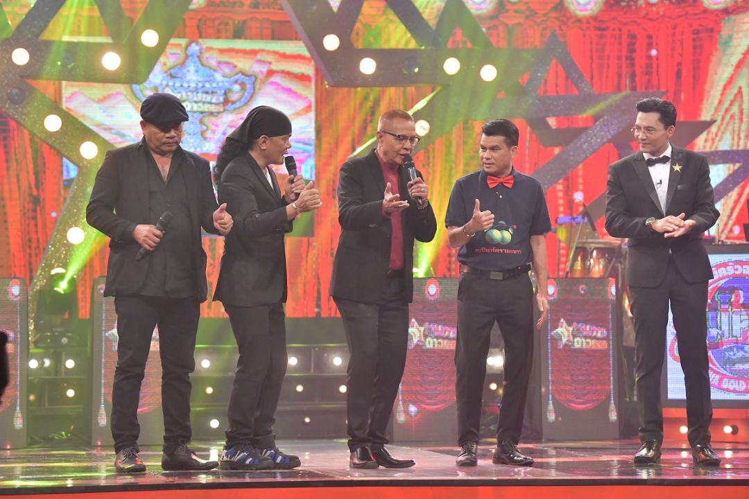 บันเทิง - เมินคำบูลลี่'ดาว มยุรี'หวนจับไมค์ลุคอลังฯ 10วันสุดท้ายเปิดรับ ...