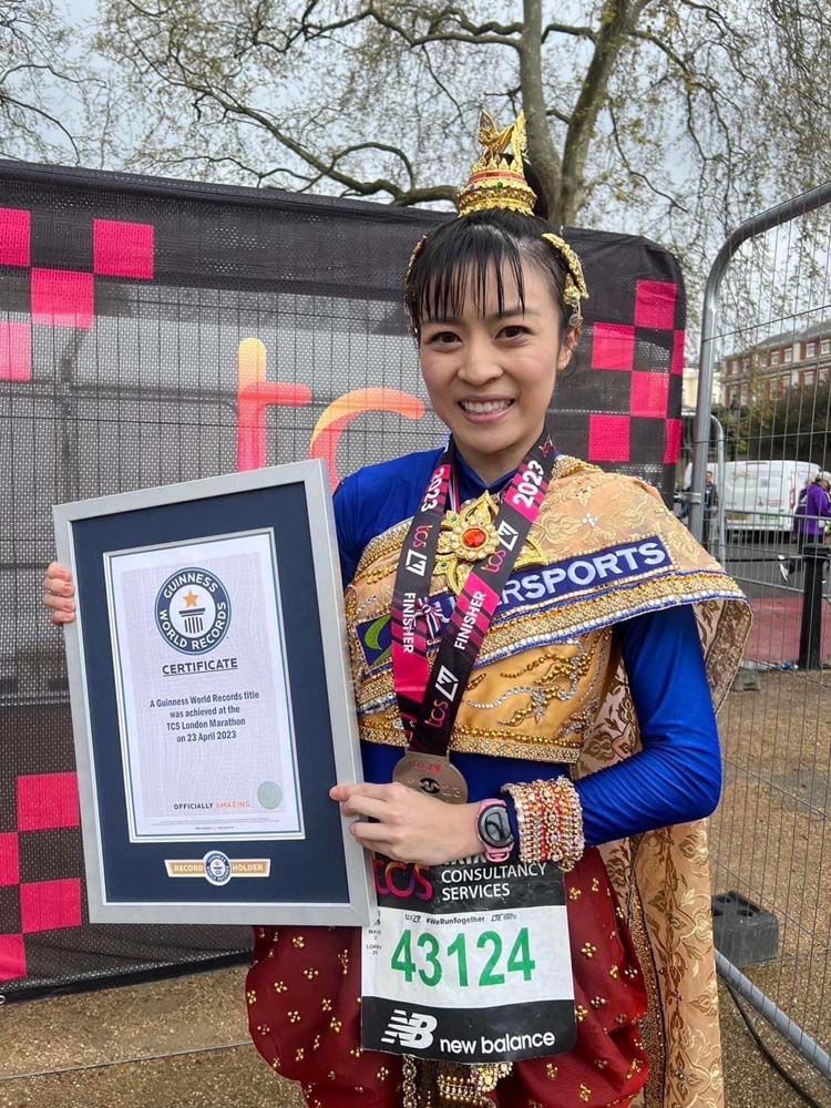 ข่าว Like สาระ - แห่ชื่นชม'หมอมิยู'ใส่ชุดไทยวิ่งมาราธอนโลก สร้างสถิติลง ...