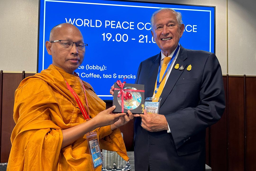 ผู้หญิง - องค์กรสันติภาพ จัดพิธีมอบโล่ห์รางวัลสันติภาพ ‘World pecce ...