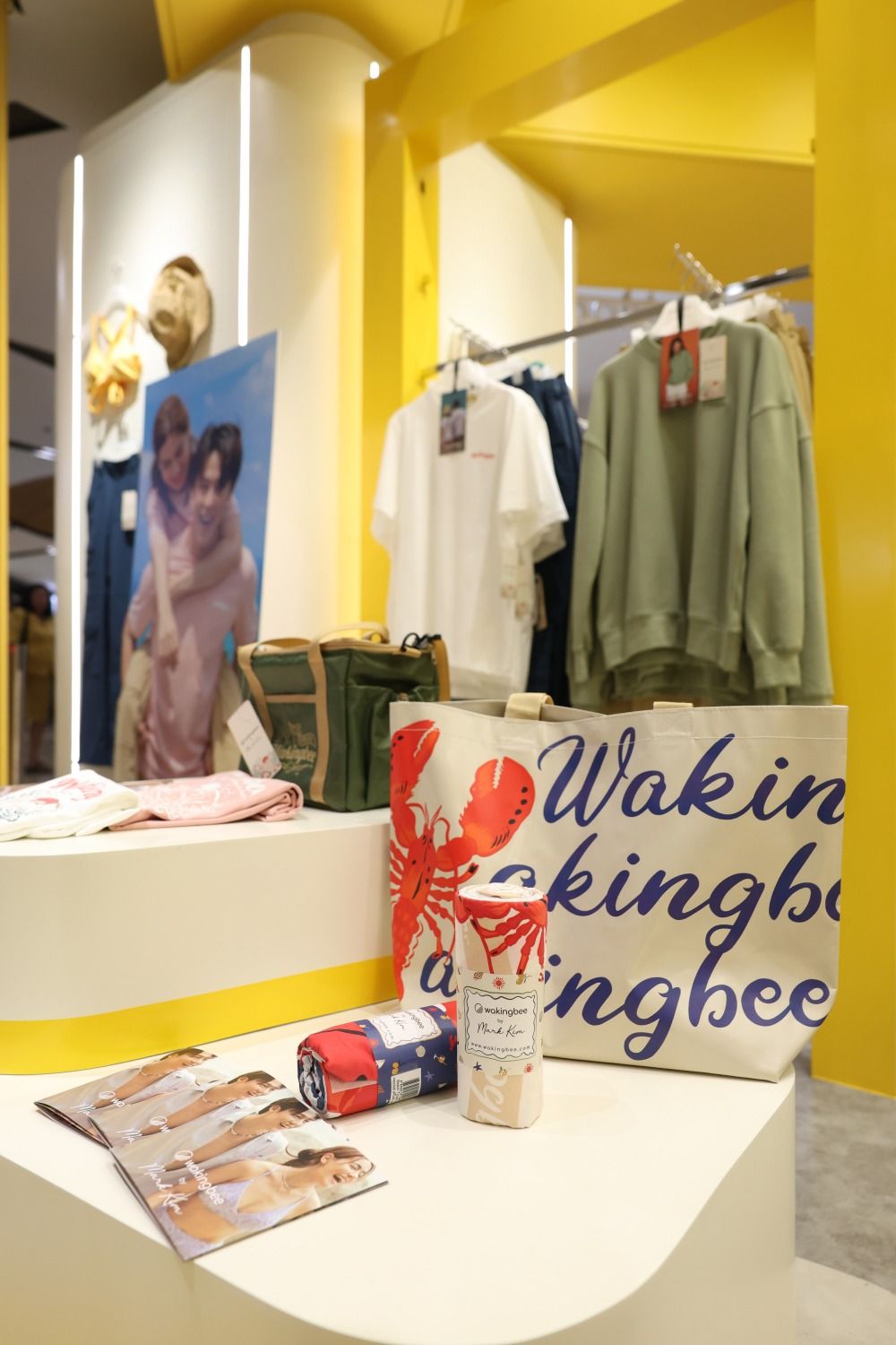 บันเทิง - เวคกิ้งบีเปิดตัวคอลเลกชันสุดพิเศษWakingbee by Mark Kim