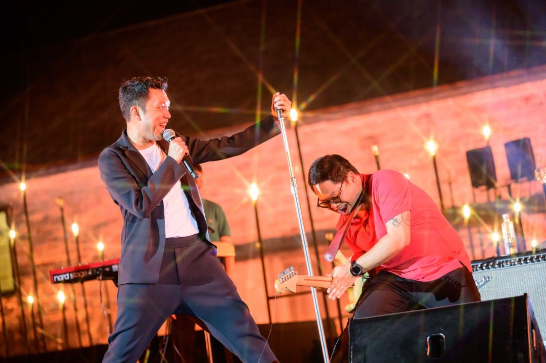 บันเทิง - ปรากฏการณ์อาบความฟินสุดขั้ว นัดรวมตัวคน 90’s'Soundabout ...