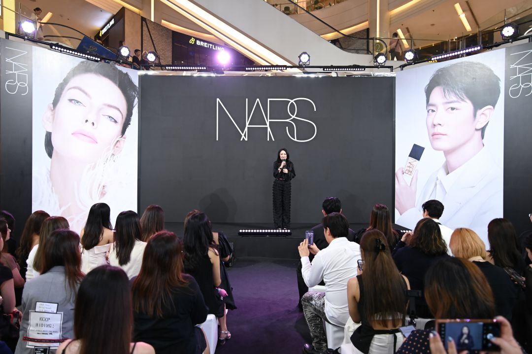 บันเทิง - ‘เจฟ ซาเตอร์’ แชร์เคล็ดลับผิวสวย ในอีเว้นท์ ‘NARS SHOW MORE SKIN EVENT’
