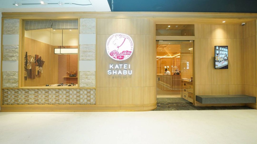 ผู้หญิง - ICS Lifestyle Complex ชวนอิ่มอร่อยทุกมื้อ กับแคมเปญ 'ICS POINT for PRIZE'