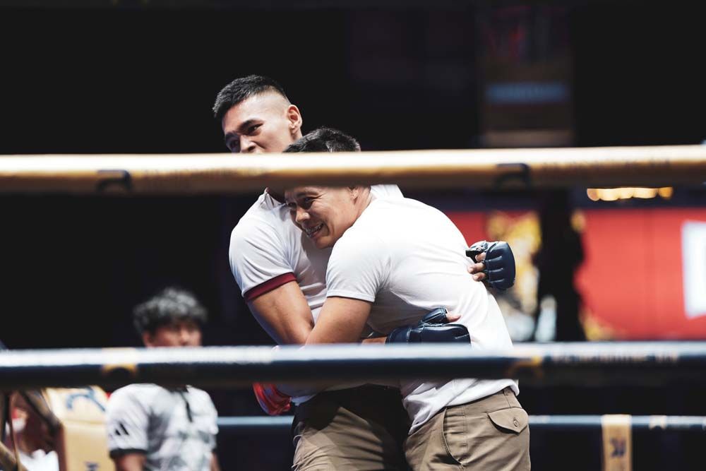 กีฬา - ตำรวจสอบสวนกลาง (CIB) คว้าเเชมป์ Cops Combat ปีเเรก!