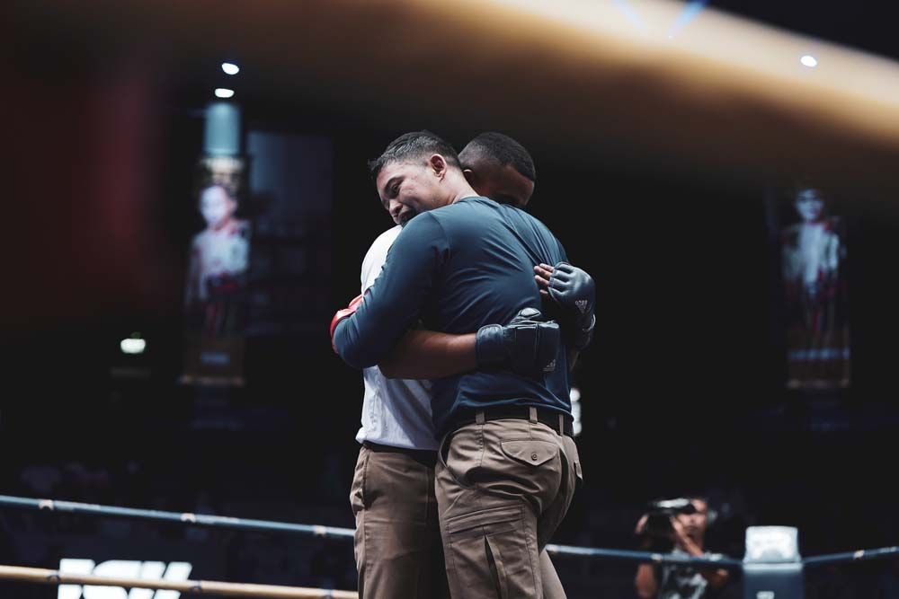 กีฬา - ตำรวจสอบสวนกลาง (CIB) คว้าเเชมป์ Cops Combat ปีเเรก!