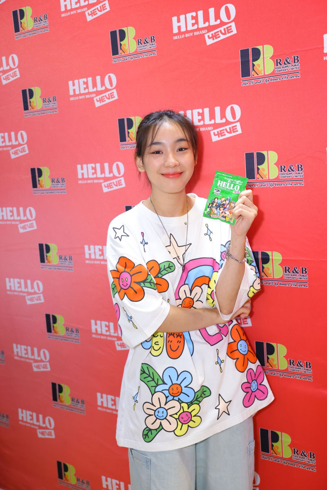 ผู้หญิง - 7 สาว 4EVE เปิดตัวธุรกิจแรกของทุกคน 'HELLO 4EVE' ในงาน Thaifex Anuga Asia