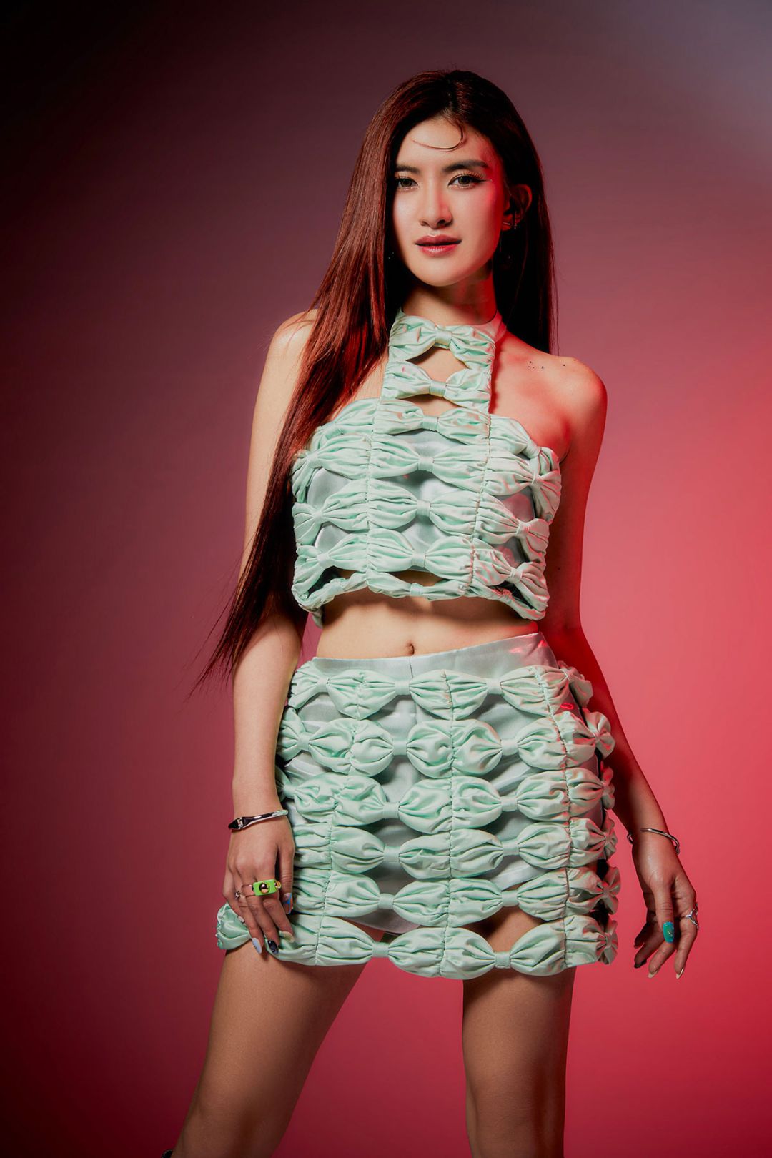 บันเทิง - เม้าท์แรง! POPPY C. กลับมาทวงบัลลังก์ได้เพราะเล่นของ