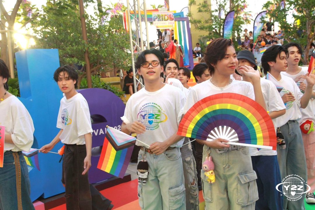 บันเทิง - Y2Z TRAINNEE ทำถึง โชว์เสต็ปบอยกรุ๊ป บนเวที ...