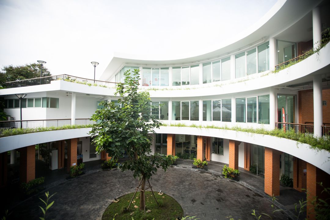 ประชาสัมพันธ์ - จาก'Basecamp24'ถึง'builds CMU'บทพิสูจน์ความสำเร็จของหน่วยบ่มเพาะธุรกิจใน ...