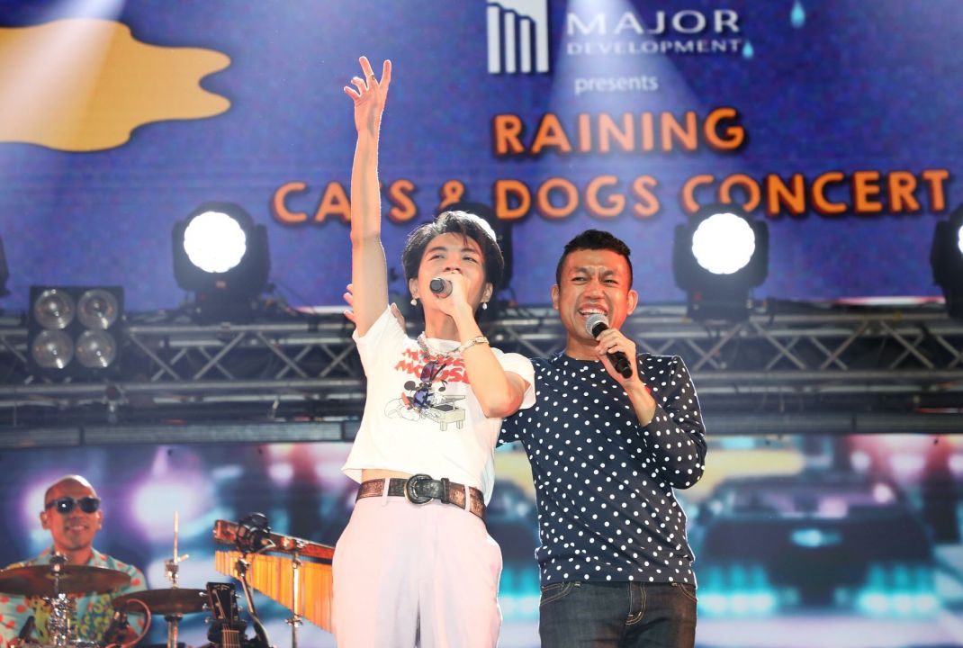 บันเทิง - เต็มอิ่ม สนุกสุดมันส์กับ 2 วงดังแห่งยุค MODERNDOG (ทีมหมา) x POLYCAT (ทีมแมว)ใน ...