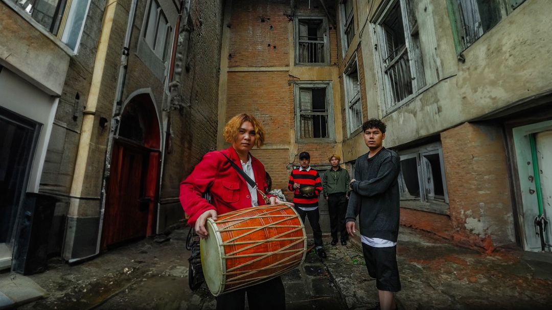 บันเทิง - ‘ภาพฝัน’ เพลงรักแสนเศร้าจาก ‘CLOCKWORK MOTIONLESS’