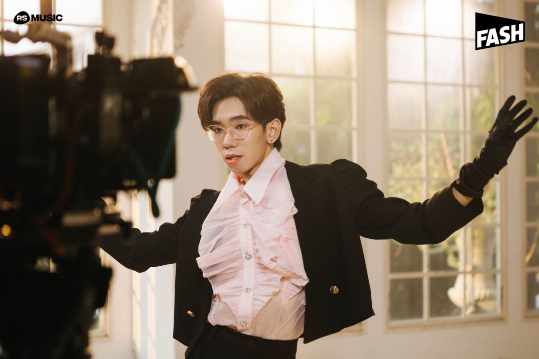 บันเทิง - ‘FASH’ค่ายน้องใหม่ในเครือ‘RS Music’ ส่งศิลปินเบอร์แรกสุดปัง ...