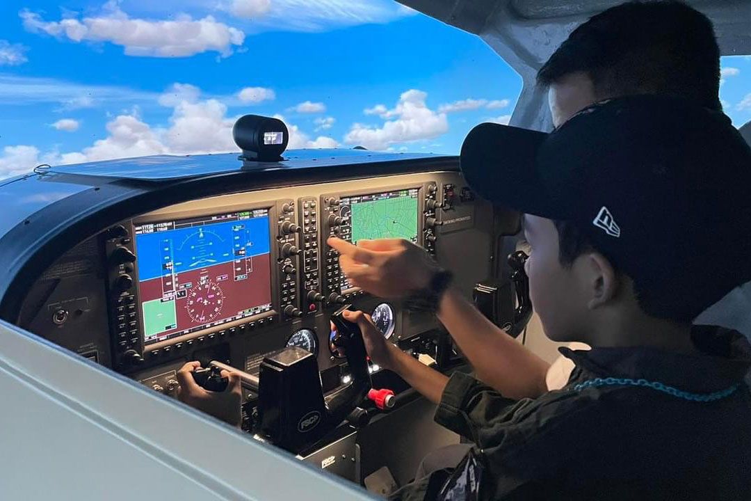 ประชาสัมพันธ์ - บินสู่ฝัน CADT ม.ธุรกิจบัณฑิตย์ คว้าใบรับรองเครื่องช่วย ...